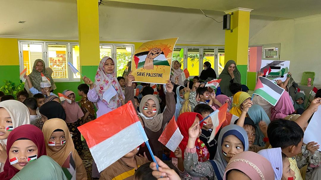 Aksi Peduli Palestina - SIT Harapan Bunda